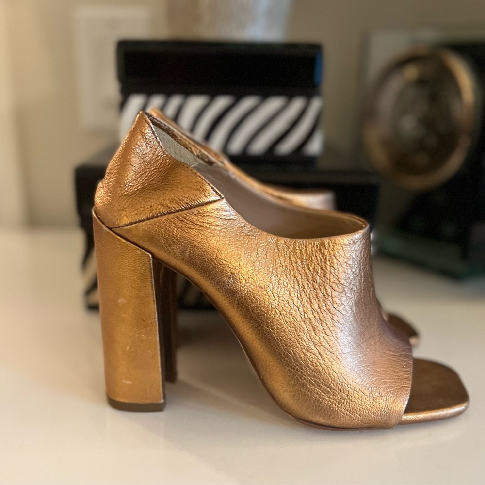 Zara Square Block Heel Open Toed Heels. - Gem